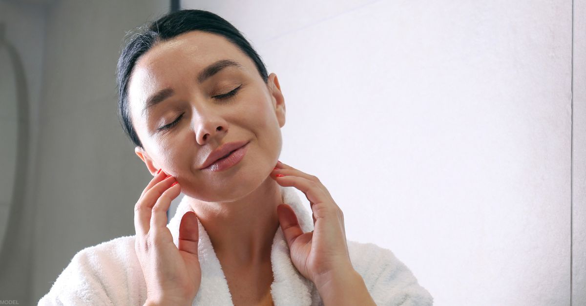 What Is SKINVIVE™ Used For? – Dallas Center for Dermatology and Aesthetics